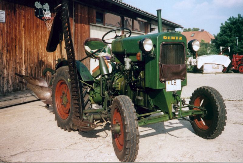 Gemeinde Löchgau: Schlepper / Traktor