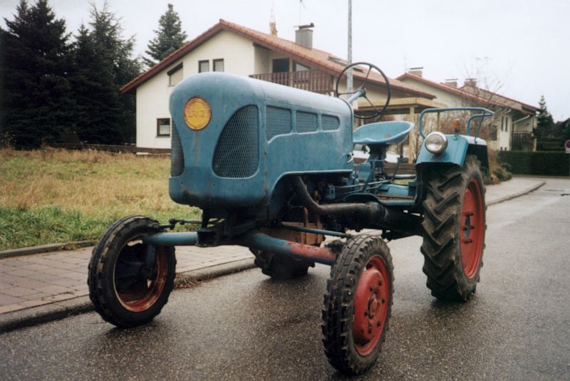 Gemeinde Löchgau: Schlepper / Traktor